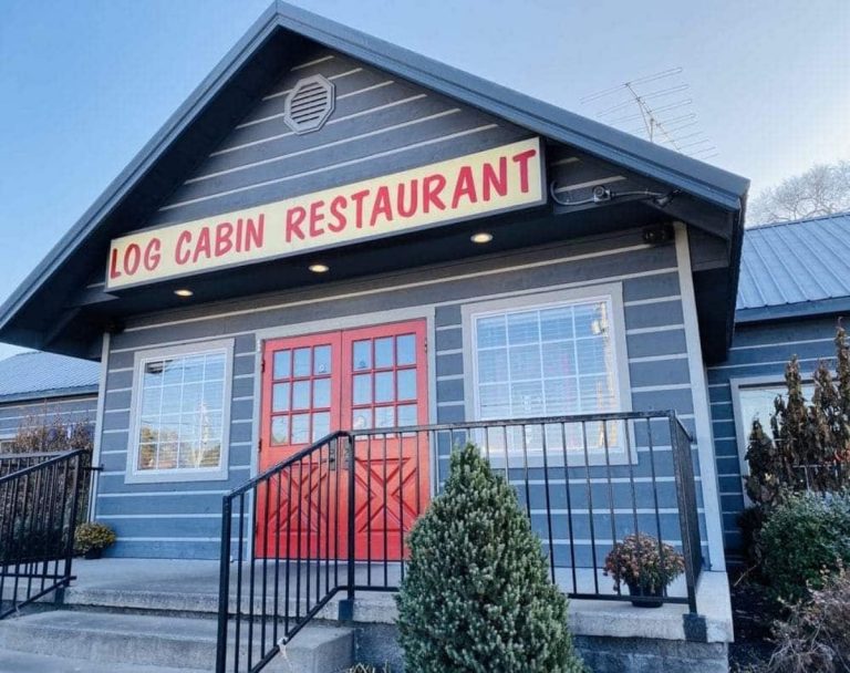 20 Must Visit Log Cabin Restaurants - Tiny Houses