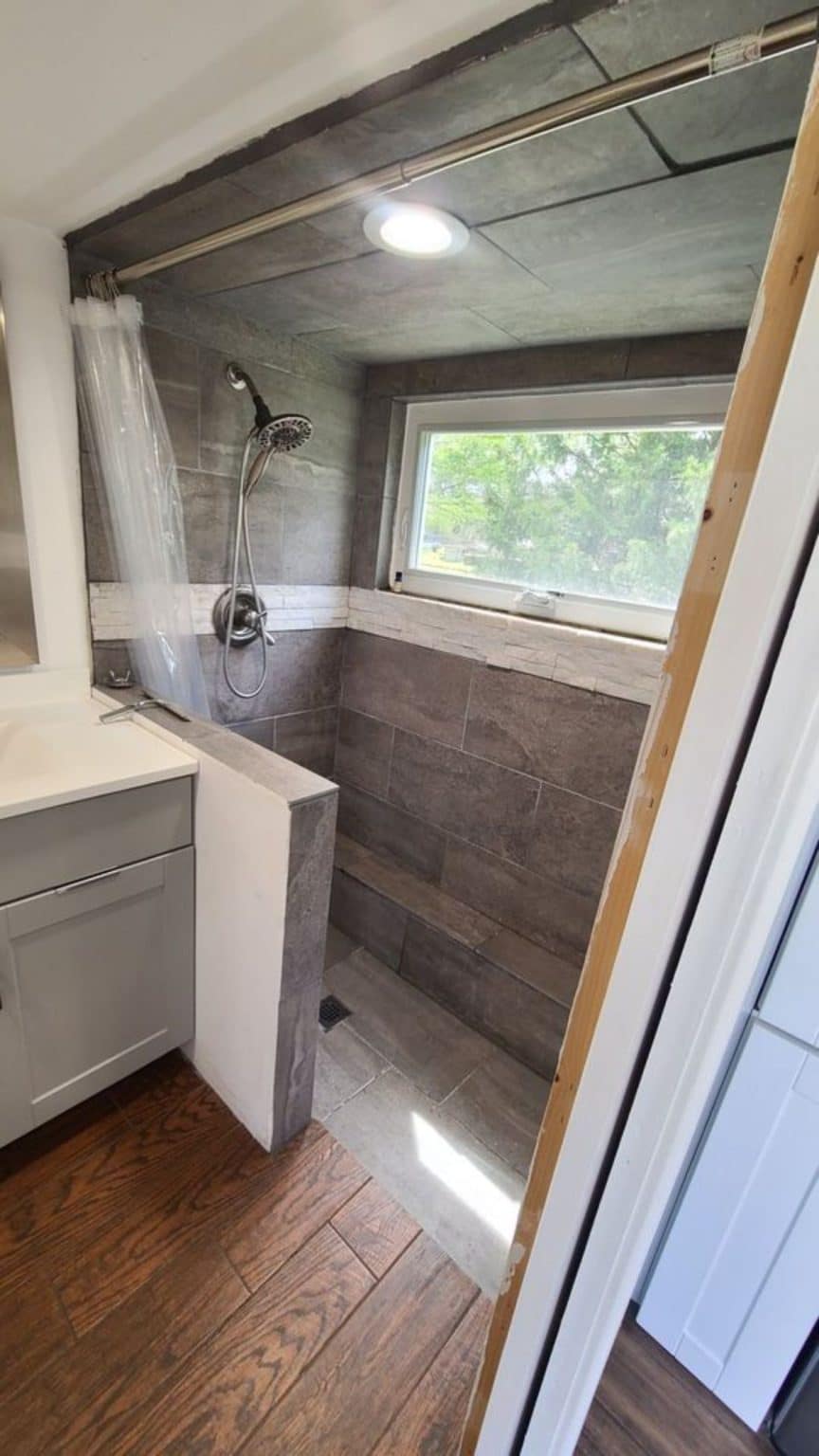 An Elevator Bed Makes this Little Rock Tiny Home a Steel at $30k
