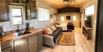 Professionally Built Custom Mobile Home Is A Spacious, Budget Friendly ...