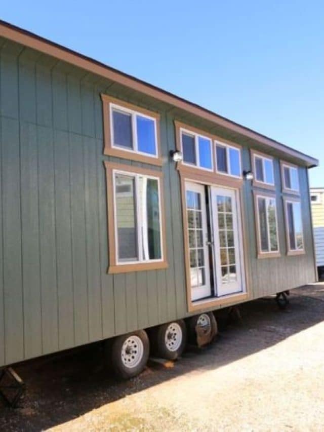 Super Affordable 32' Wheeled Residence! - Tiny Houses